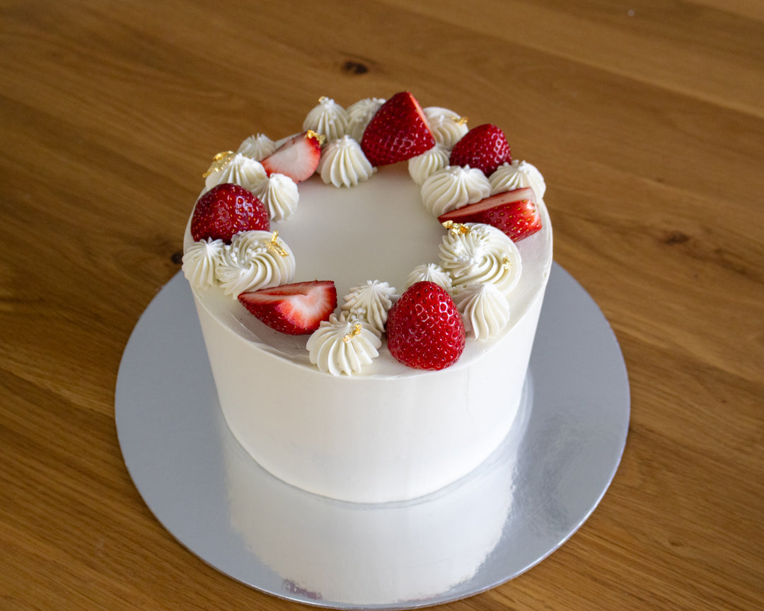 Whip Cakes - Brisbane's cutest cakes for every occasion